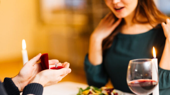 Creative Ways To Propose Your Girlfriend During Dinner - Antonio Carluccio