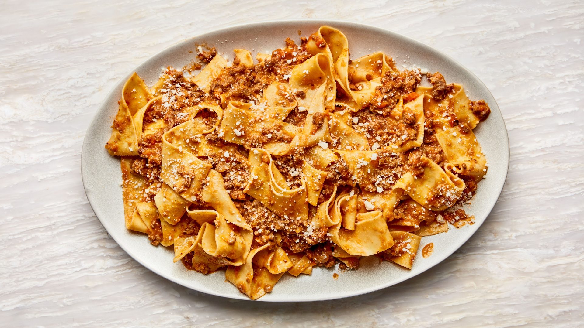6 Tips to Make the Best Ragu Pasta Sauce Recipe 2023 - Antonio Carluccio