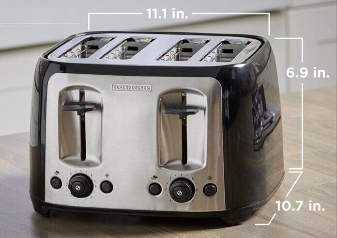 BLACK+DECKER TR1478BD 4-Slice Toaster Review 2020 - Antonio Carluccio